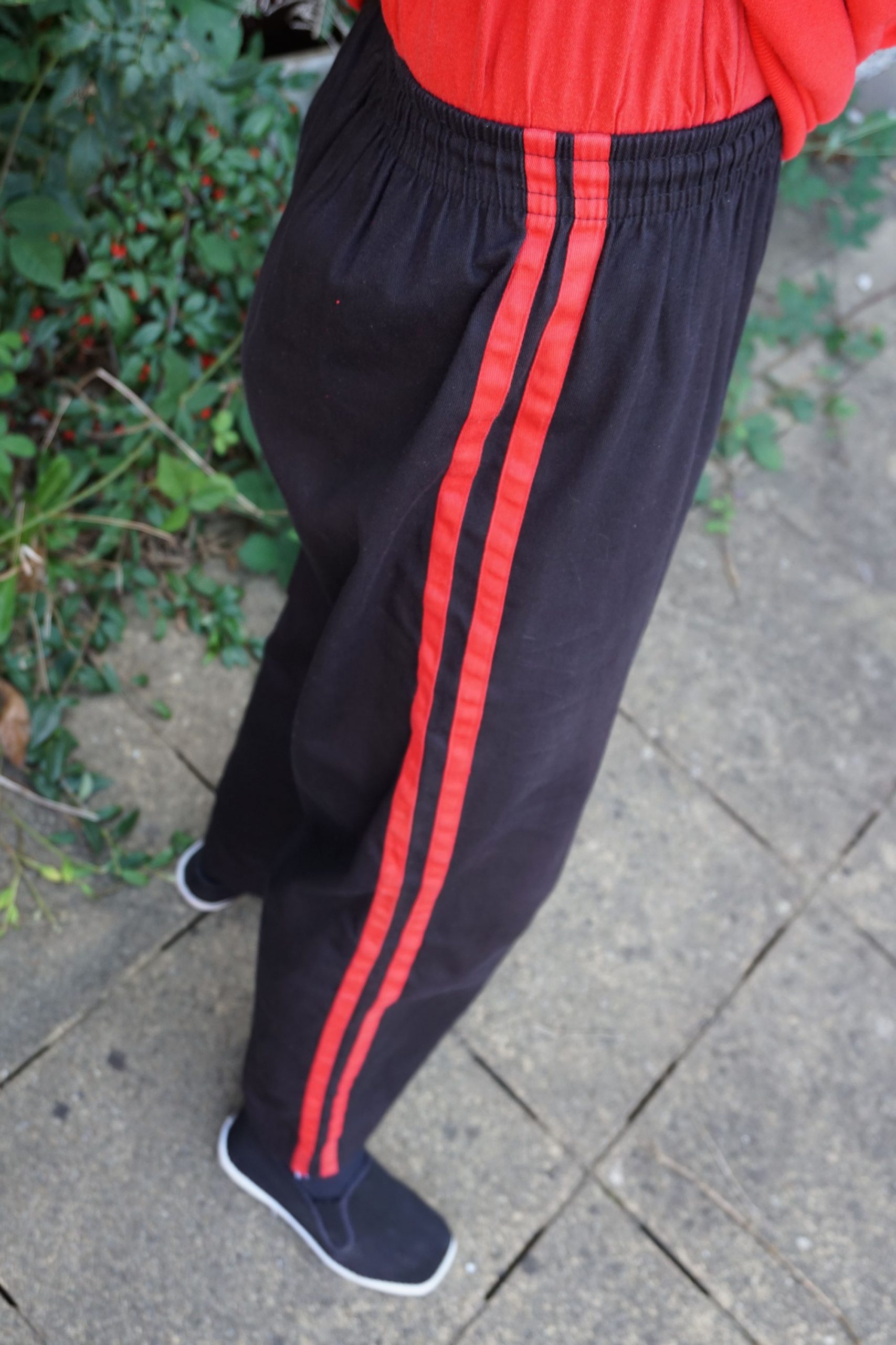 Kleding | Pack Mee Pai Vereniging Nijmegen